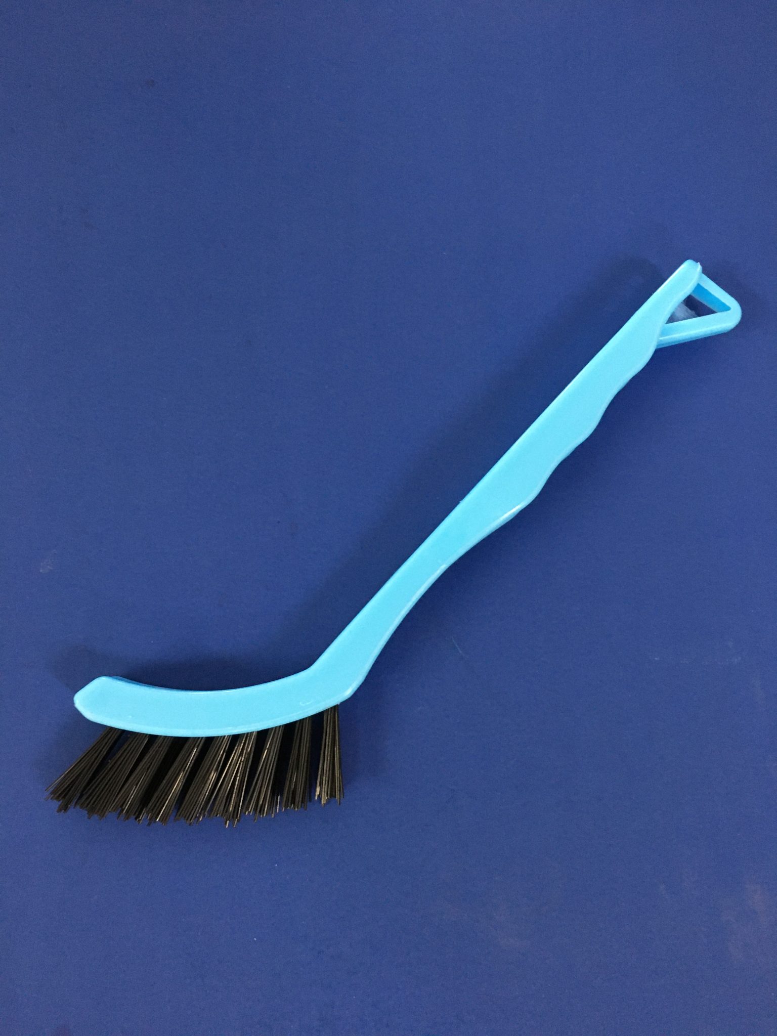 Quickie Tile and Grout Brush – Delta Distributing